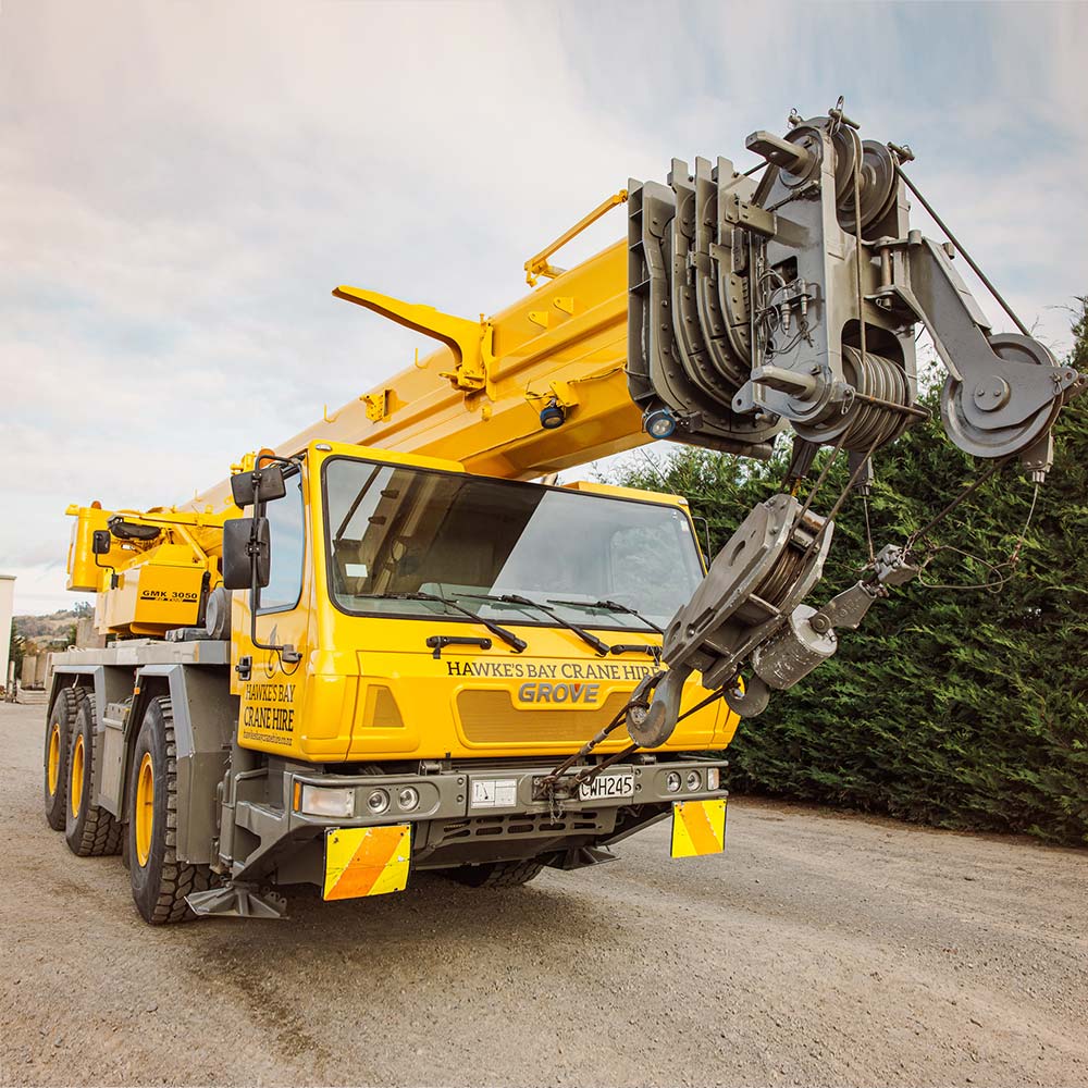 grove-gmk3050-50-tonne-crane-hawke-s-bay-crane-and-platform-hire